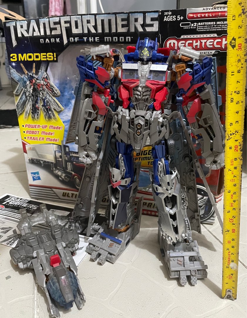 Transformers Ultimate Optimus Prime (pls read details first) on Carousell