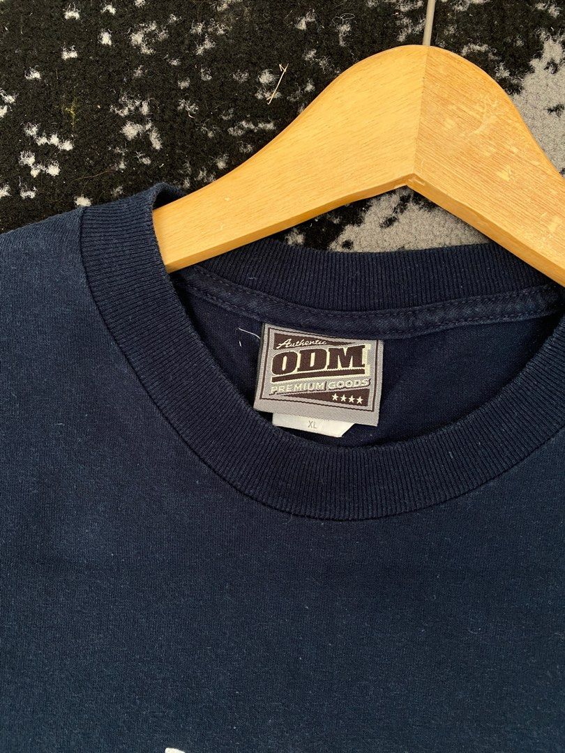 Tshirt LMC luxury, Fesyen Pria, Pakaian , Atasan di Carousell