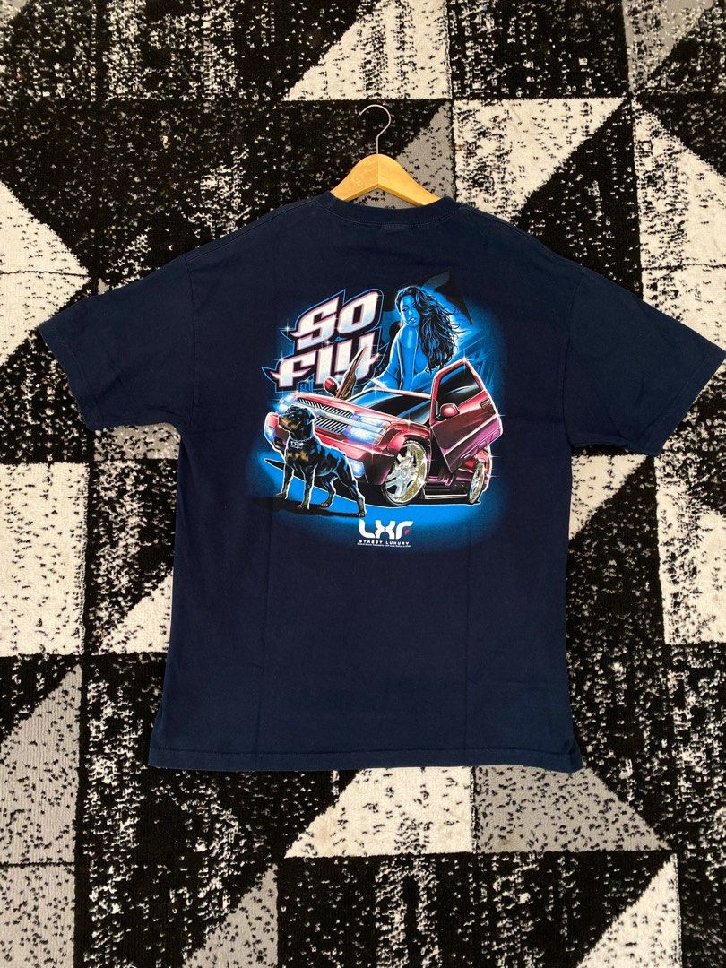 Tshirt LMC luxury, Fesyen Pria, Pakaian , Atasan di Carousell