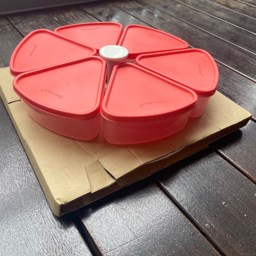 Tupperware carousel modular cookies candies containers with rotating ...