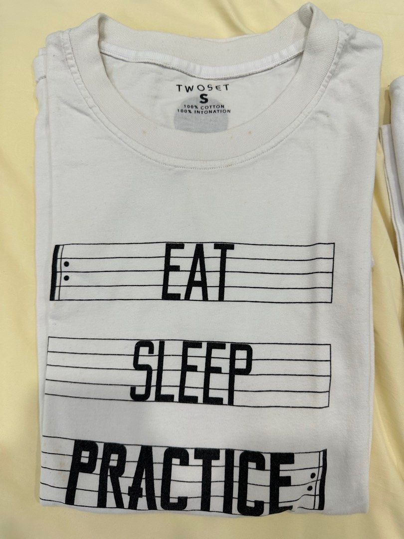 Twoset violin merch - T-shirt, Women's Fashion, Tops, Shirts on Carousell