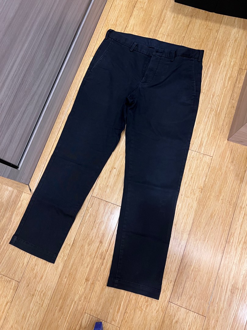 Uniqlo Black slacks on Carousell