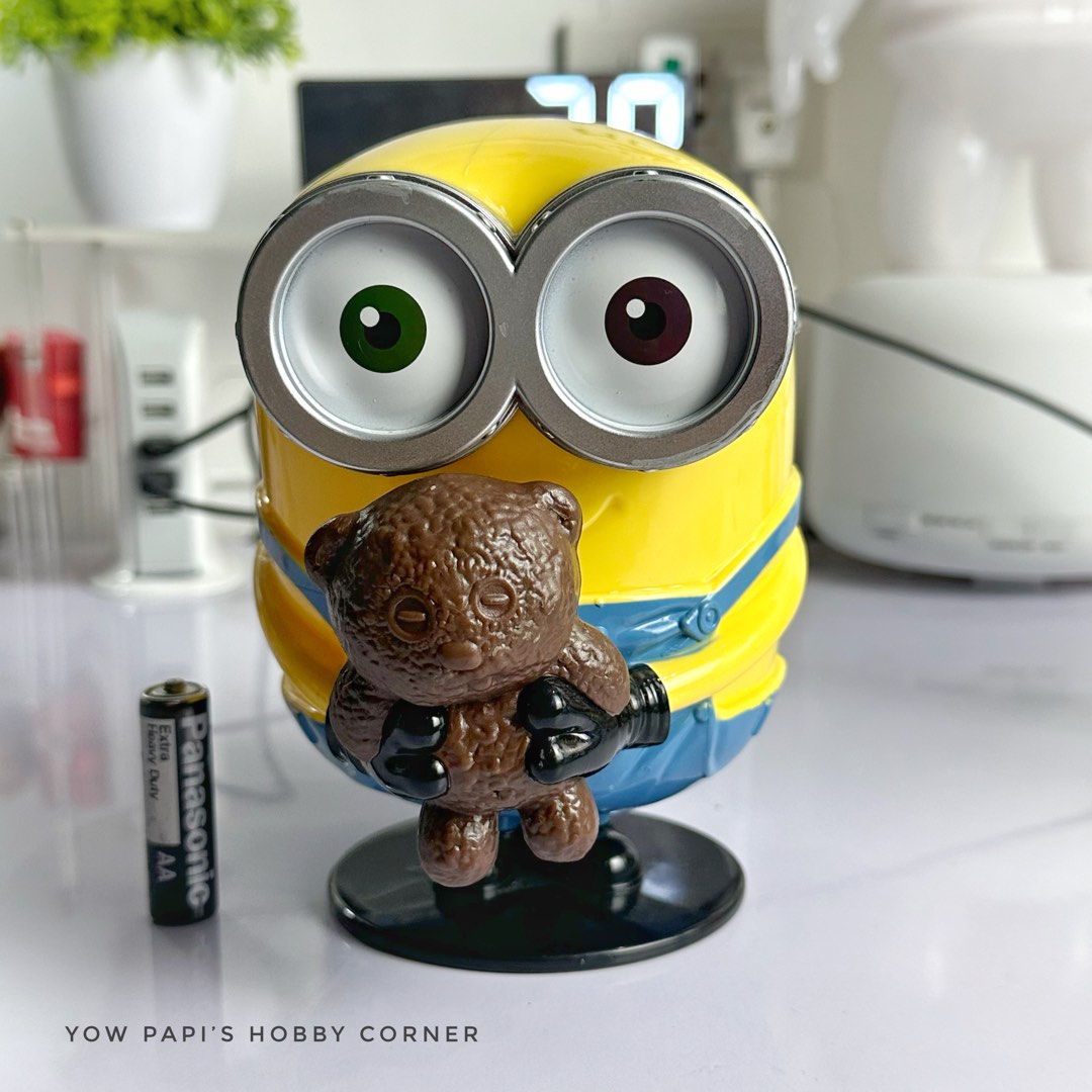 UNIVERSAL STUDIOS MINION COINBANK - USJ MINIONS, Hobbies & Toys, Toys ...