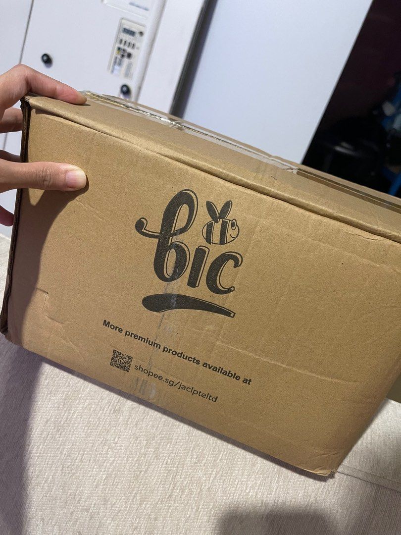 Wet Tissue (Carton), Everything Else on Carousell