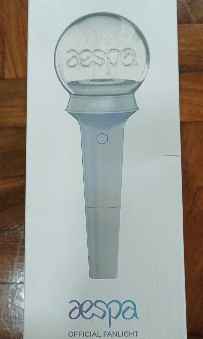 WTS Aespa Lightstick, Hobbies & Toys, Memorabilia & Collectibles, K ...