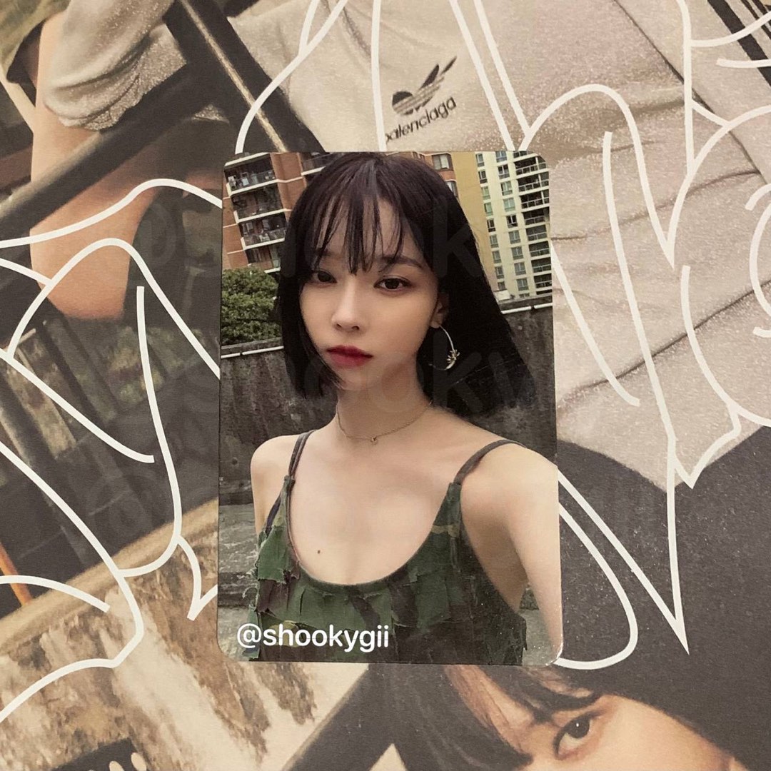 [WTS] AESPA WINTER TABLOID VER PHOTOCARD, Hobbies & Toys, Collectibles & Memorabilia, K-Wave on ...