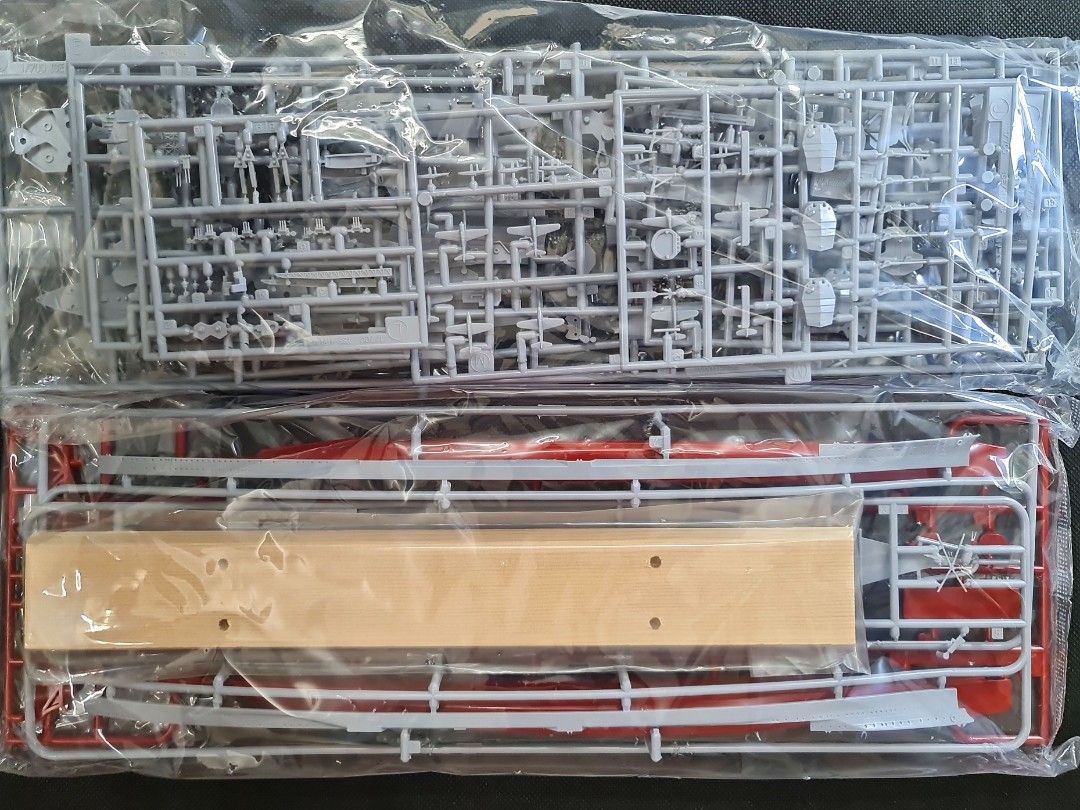 1/700 #43163 Hasegawa Full Hull IJN Hyuga Class Hybrid Battleship ...