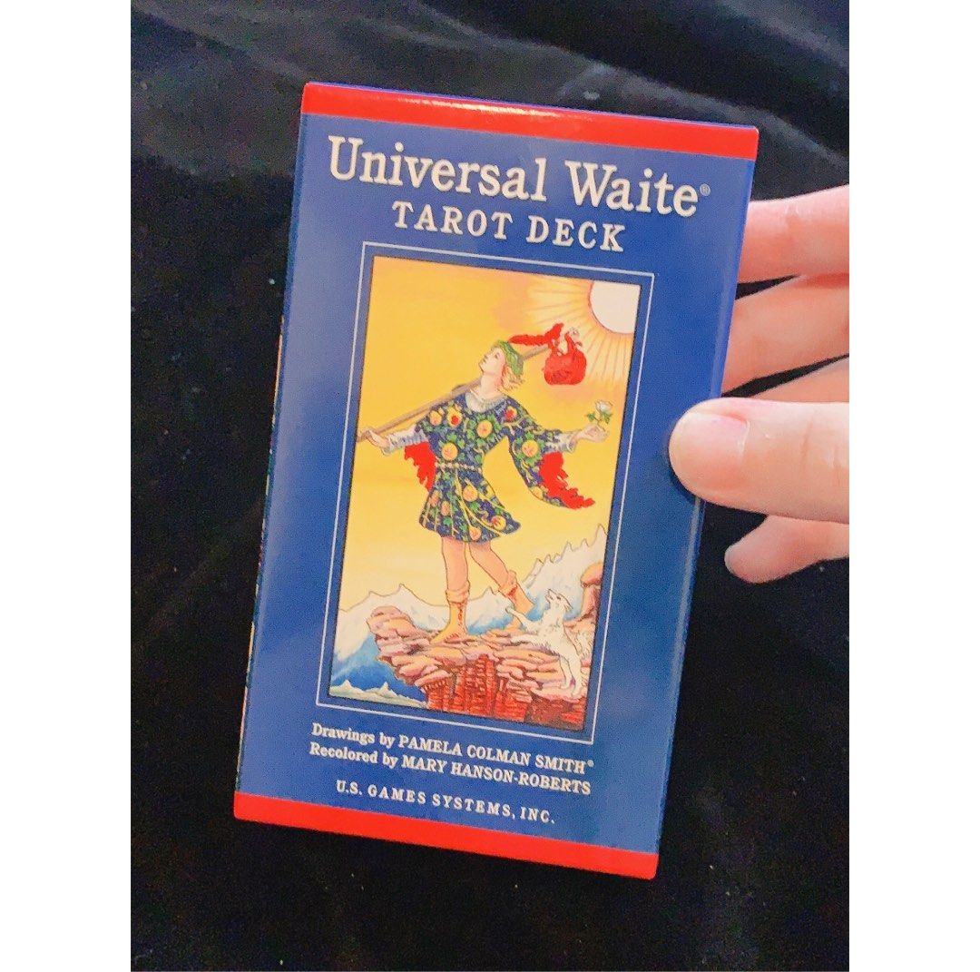 （入門）偉特 塔羅牌 universal wait tarot deck , 興趣及遊戲, 收藏品及紀念品, 宗教物品 - Carousell