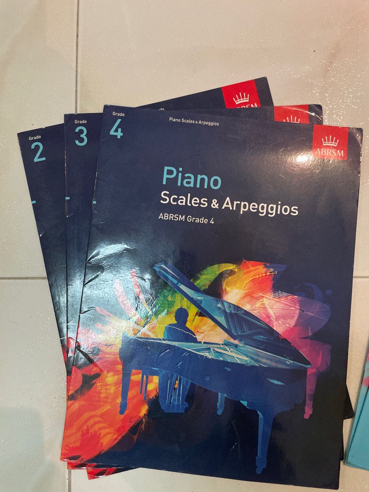 ABRSM Grade 3 Scales & Arpeggios Book, Hobbies & Toys, Music & Media ...