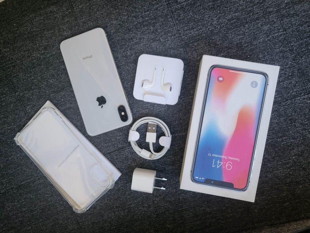 Apple iPhone X 64GB Factory Unlocked Complete set box accesories and ...