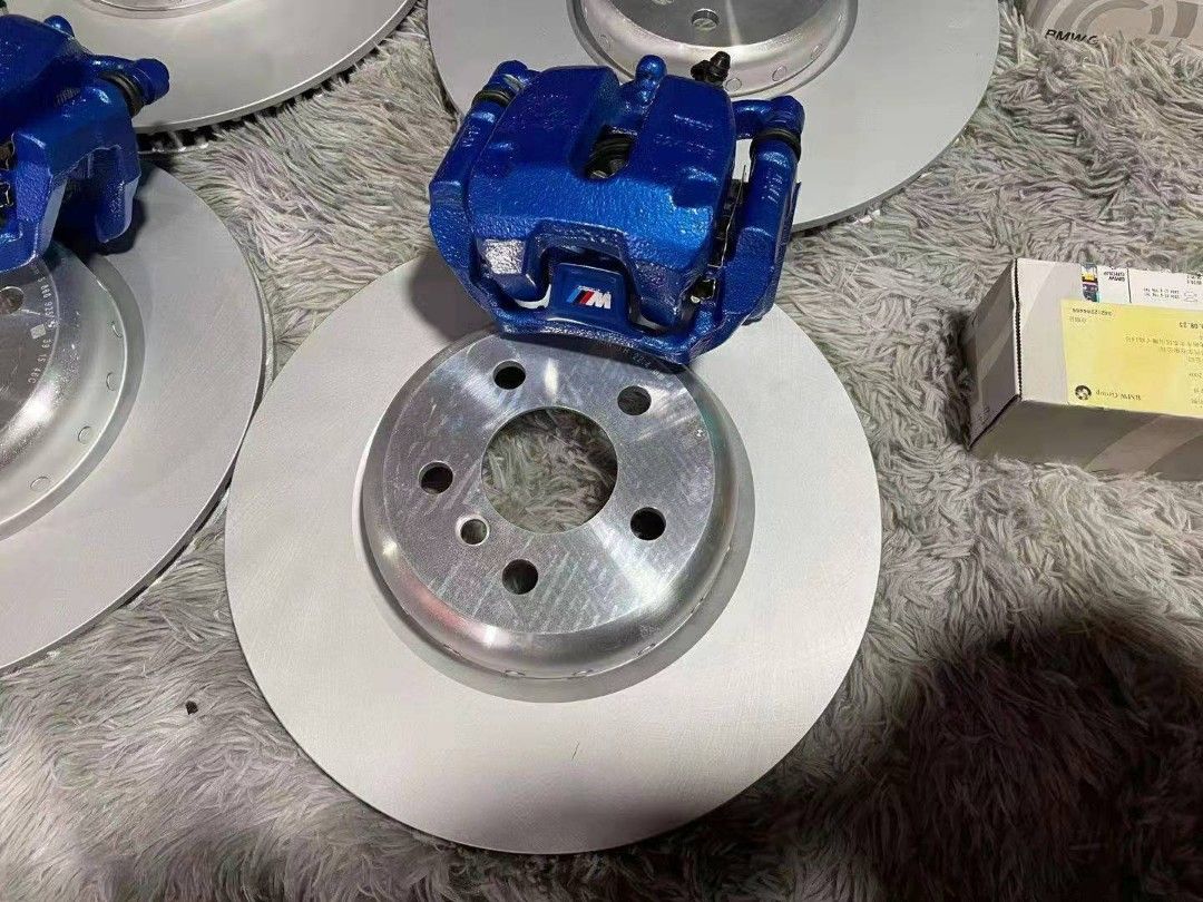 BMW M PERFORMANCE RETROFIT KIT 4 POT BMW G20 G30 G32 G34, Car ...