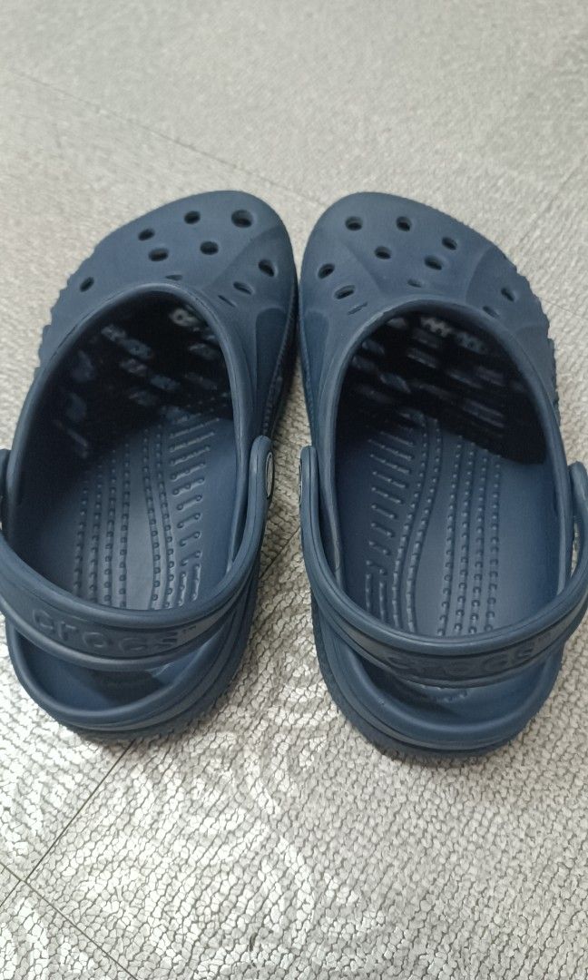 Crocs, adidas slide on Carousell