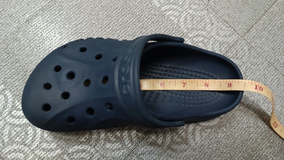 Crocs, adidas slide on Carousell