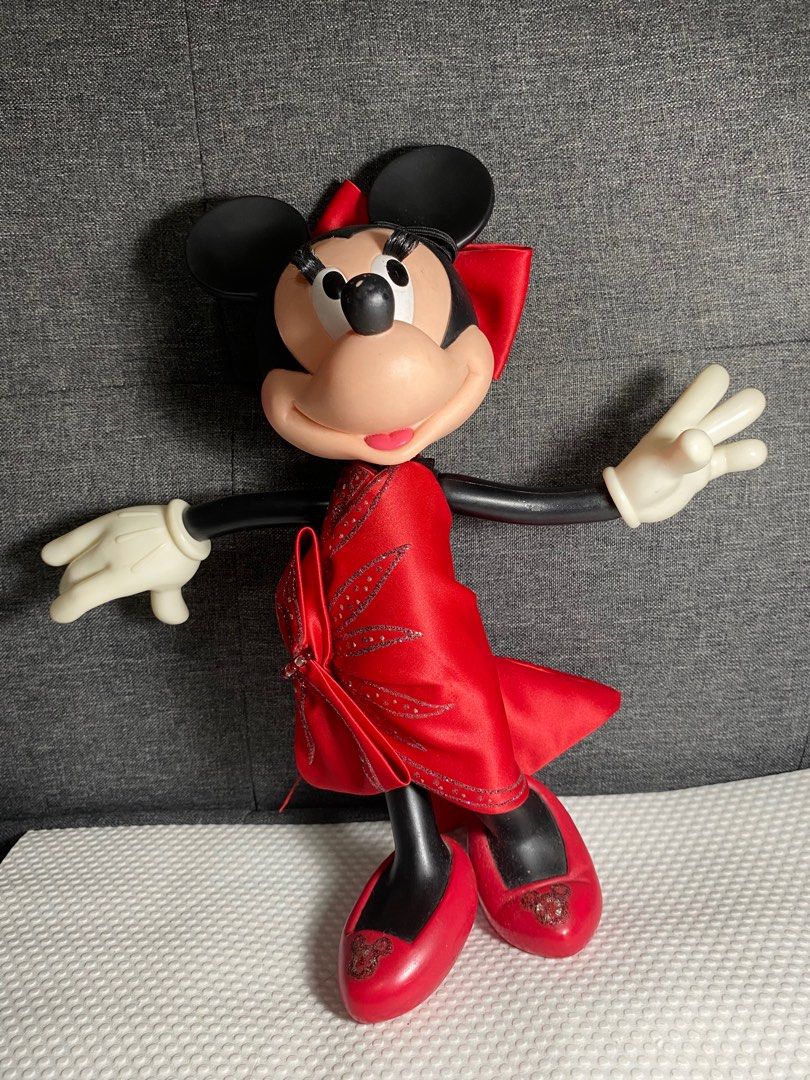 Disney Bob Moorie Minnie Mouse Doll Millennium Limited Edition, Hobbies ...
