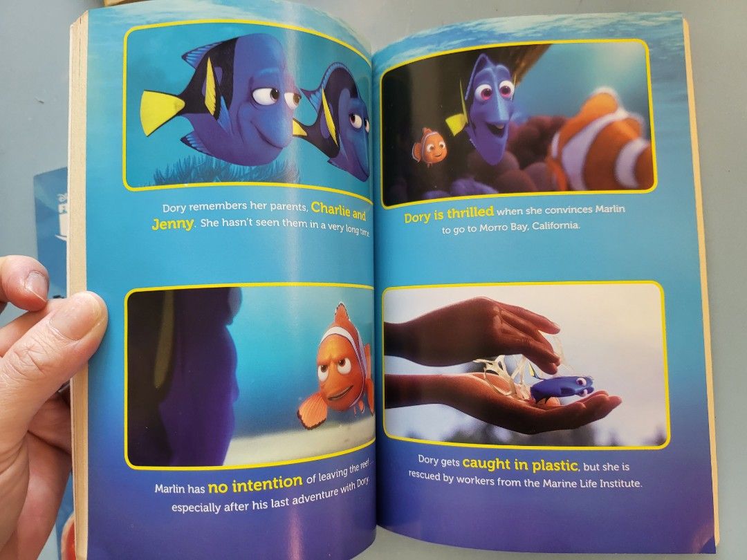 Disney Pixar Finding Dory Joke Book + Junior Novelization (2 books), 興趣 ...