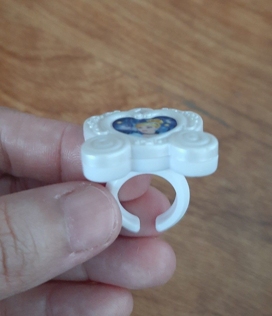 Disney princesses toy rings on Carousell