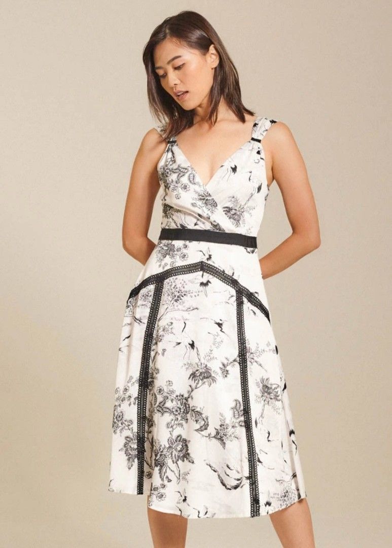 Dressing Paula-Lace Trimmed Dress, Women's Fashion, Dresses & Sets ...