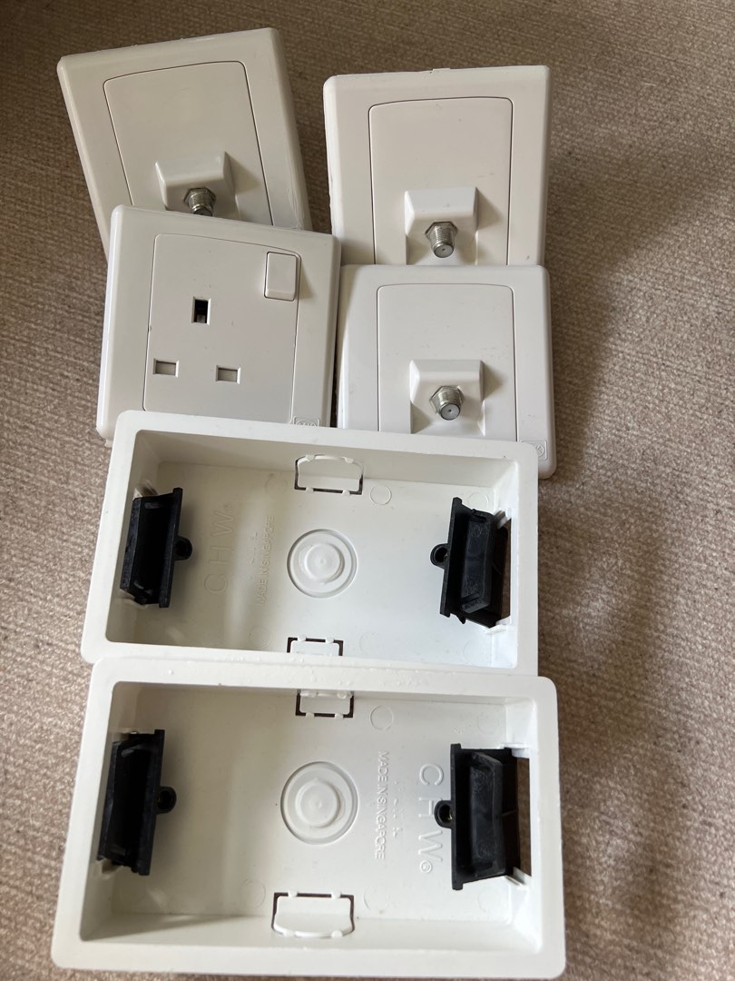 HDB Socket, TV point and back box, TV & Home Appliances, Electrical ...