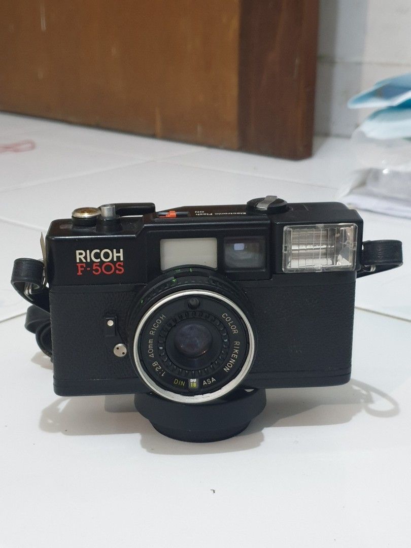 Kamera Analog Ricoh F50S, Fotografi di Carousell