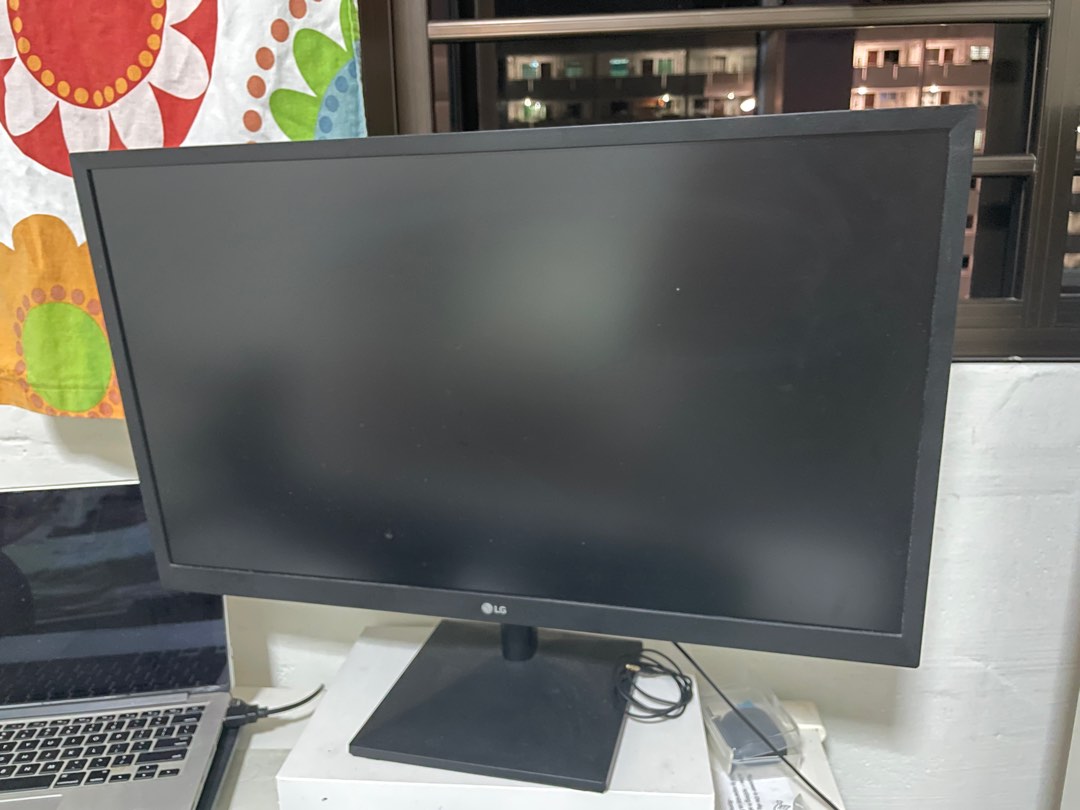 LG 27 inch monitor, Computers & Tech, Desktops on Carousell