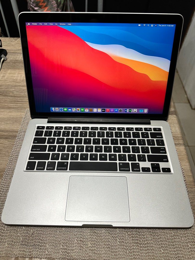 Macbook Pro i5 2014 Retina Display on Carousell