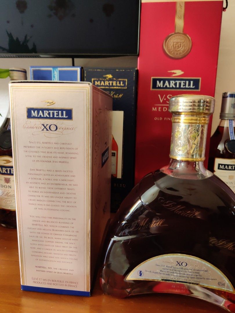 MARTELL 1 LITER EXTRA OLD XO COGNAC, Food & Drinks, Alcoholic Beverages on Carousell