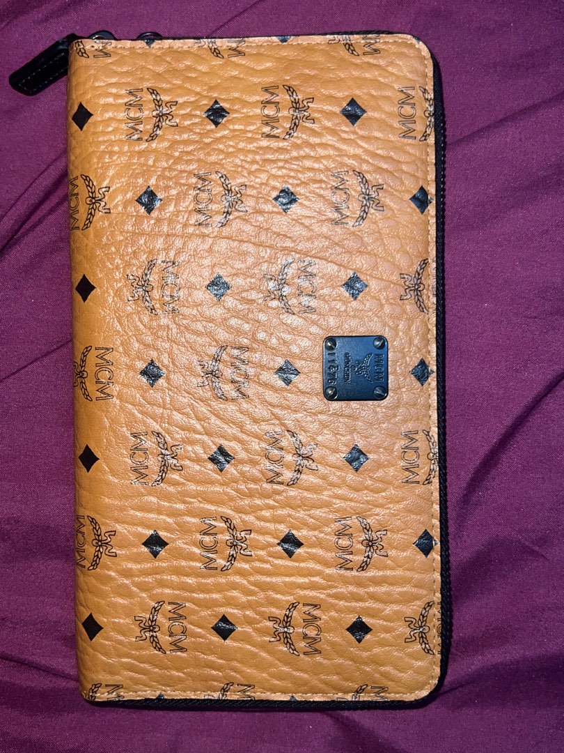 MCM WALLET/ ORGANIZER on Carousell