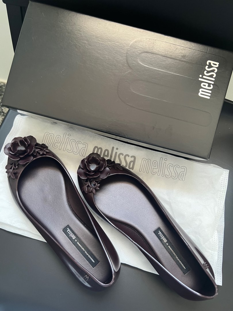 Melissa Flats, Women's Fashion, Footwear, Flats on Carousell