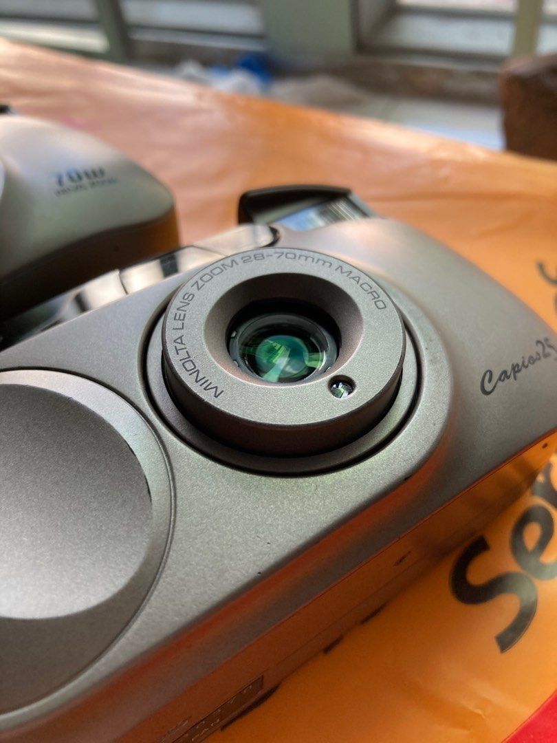 Minolta Riva Zoom 70w, 28-70mm Macro (not Contax TVS, Yashica t4 zoom ...