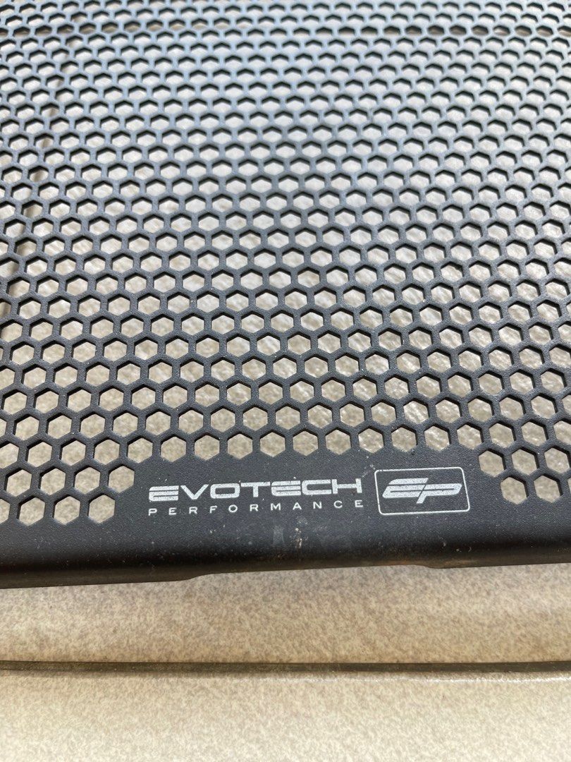 MT09 / MT-09 / MT09SP Evotech radiator guard, Motorcycles, Motorcycle ...