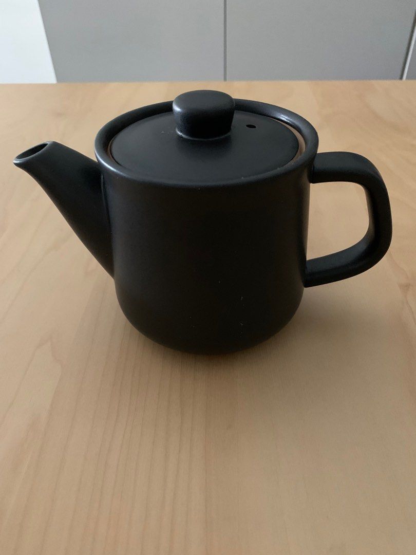 MUJI tea pot and tea cups, Furniture & Home Living, Kitchenware ...