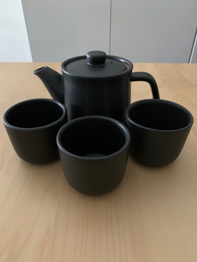 MUJI tea pot and tea cups, Furniture & Home Living, Kitchenware ...