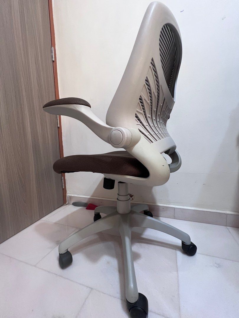 Office Chair, Furniture & Home Living, Furniture, Chairs on Carousell