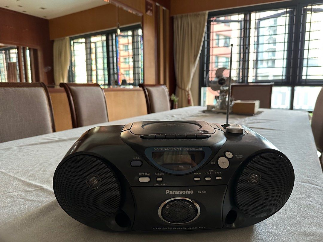 Old school Panasonic CD player with Radio, Audio, Portable Music ...