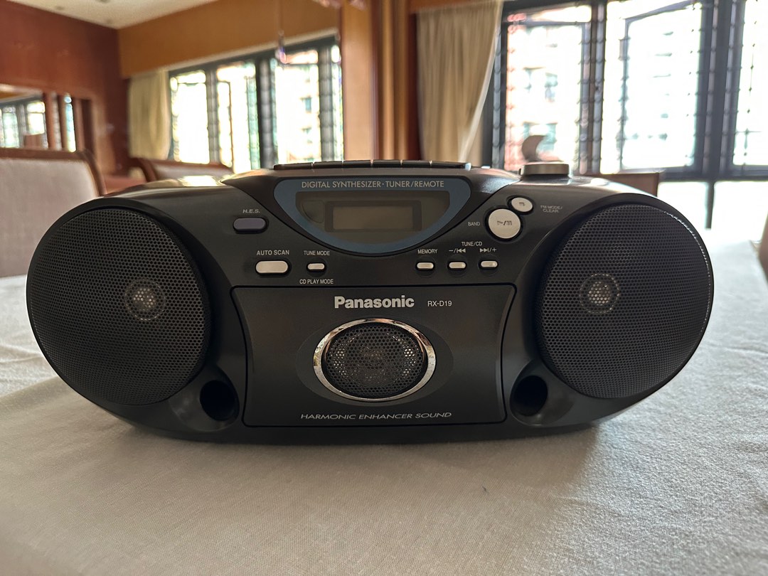 Old school Panasonic CD player with Radio, Audio, Portable Music ...