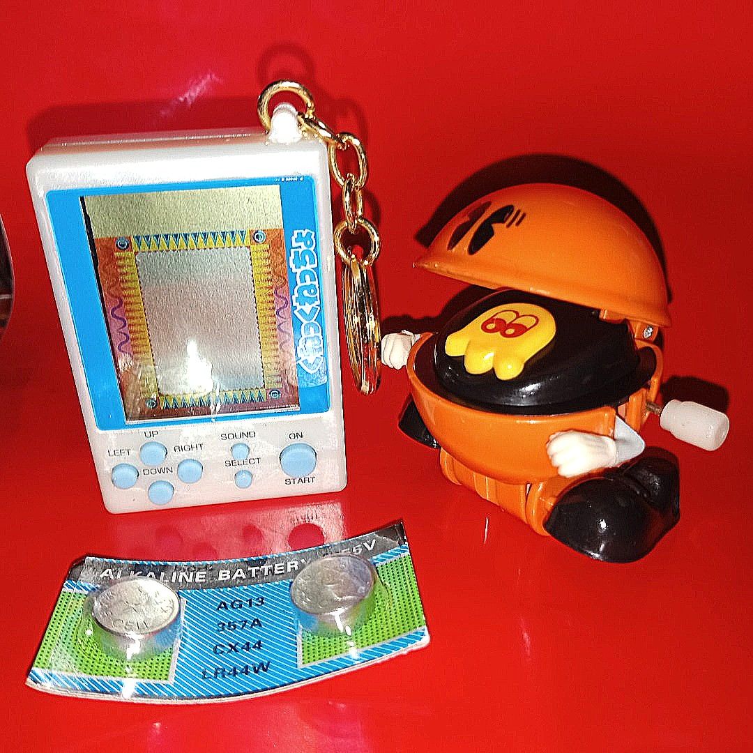 Pacman windup figure and snake LCD game vintage toy collection namco ...