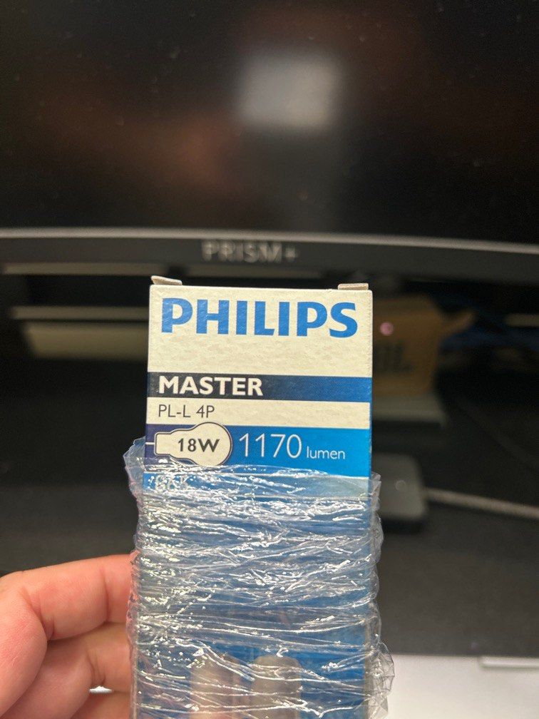Philips Master PL-L 4P 865 18W, Furniture & Home Living, Lighting ...