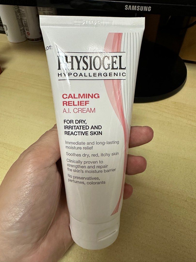Physiogel AI cream AI lotion, 美容＆個人護理, 沐浴＆身體護理, 沐浴及身體護理 - 身體護理 - Carousell
