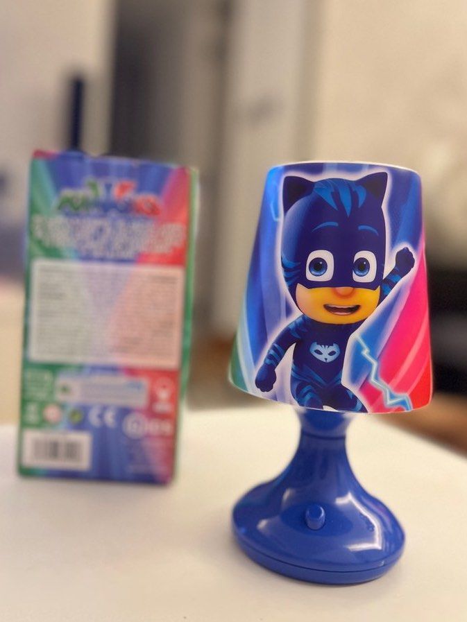 PJ Masks Desk Lamp 枱燈, 興趣及遊戲, 玩具 & 遊戲類 - Carousell