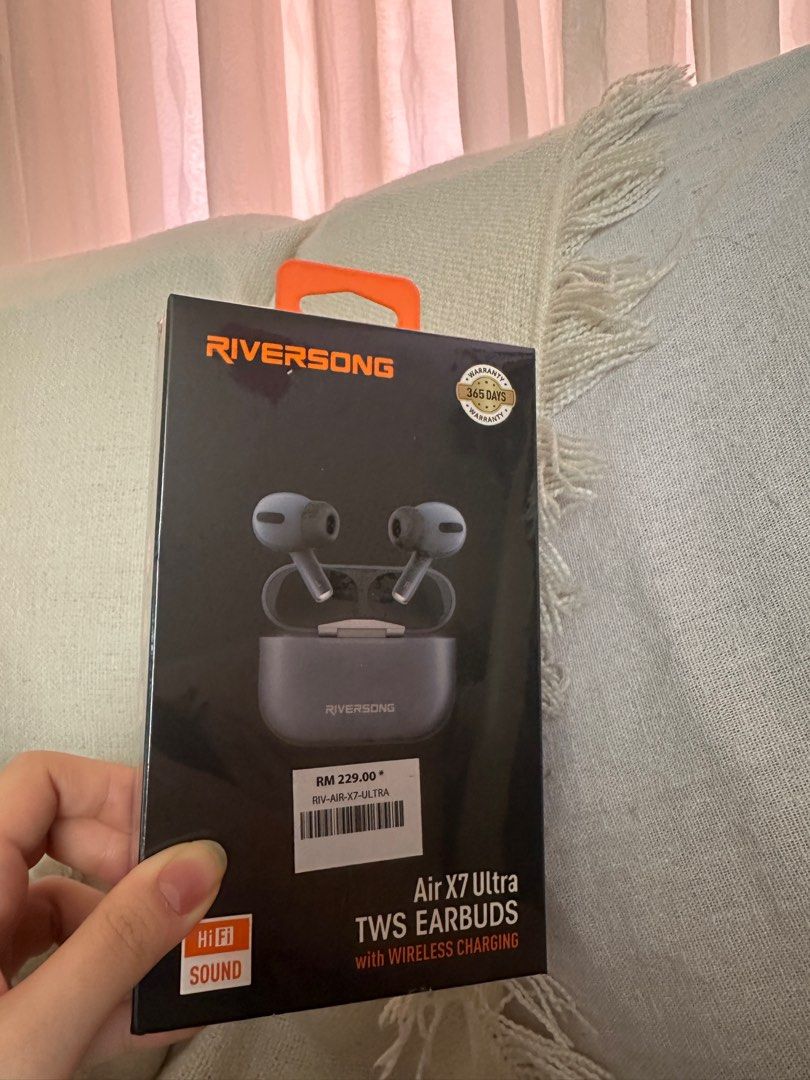 Riversong Air X7 Ultra TWD Earbuds, Audio, Earphones on Carousell