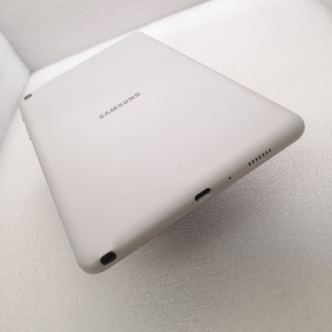 Samsung Galaxy Tab A 32gb 8" LTE P205, 電腦＆科技, 手提電腦 - Carousell