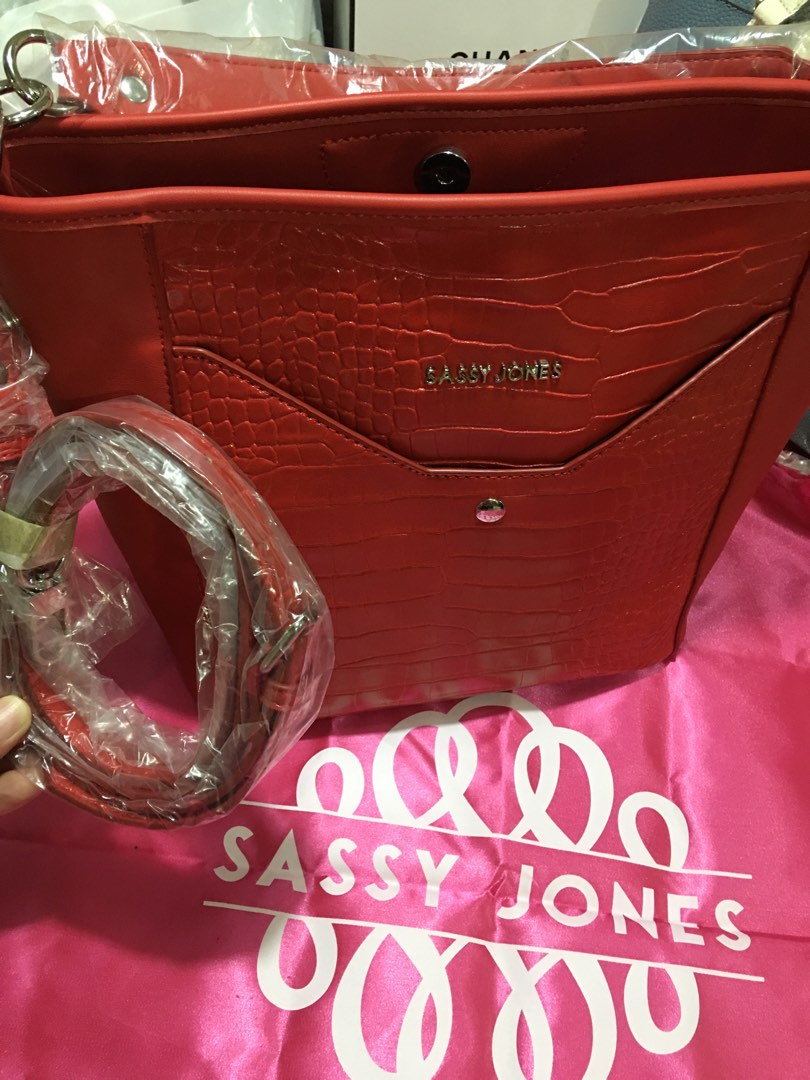 SASSY JONES SLING HOBO BAG CROCO RED MEDIUM, Women's Fashion, Bags ...