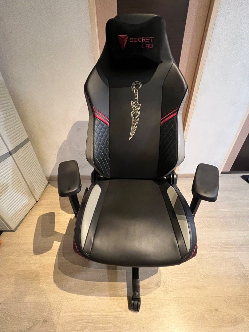 Secretlab Titan Evo 2022 NEO Hybrid Leatherette Pyke, Furniture & Home ...