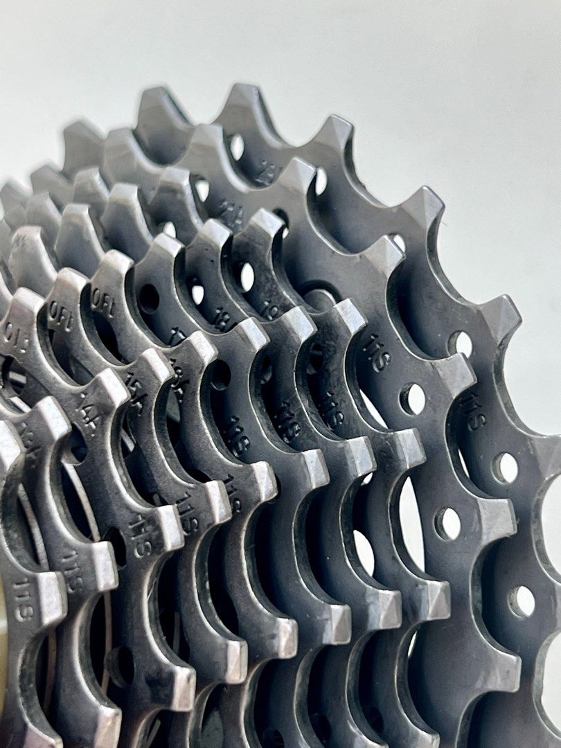 Shimano Dura Ace R9000 cassette, Sports Equipment, Bicycles & Parts ...