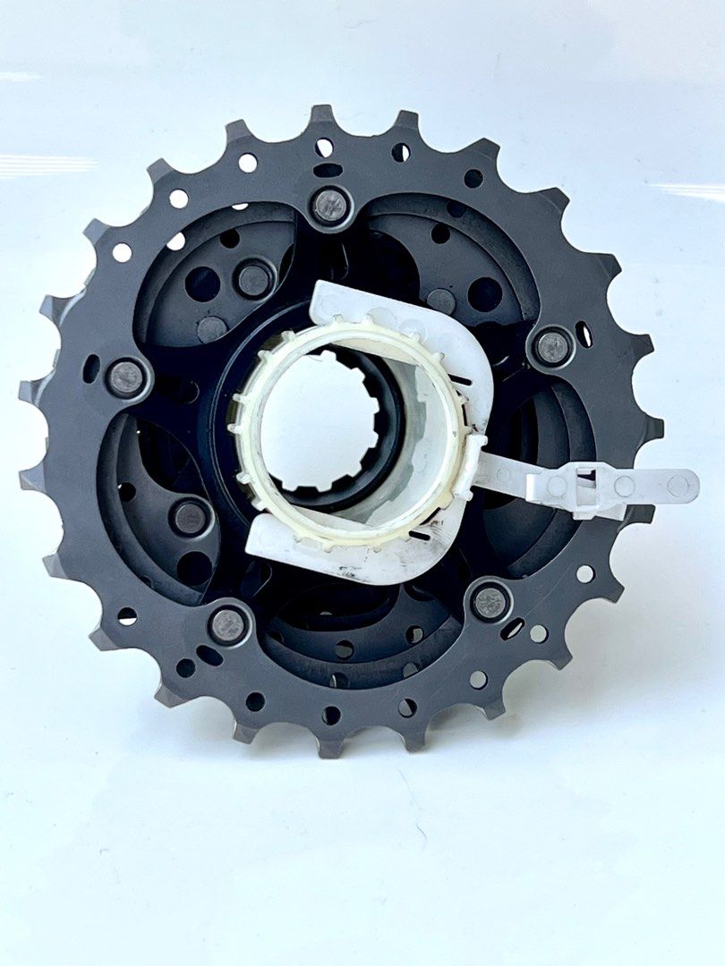 Shimano Dura Ace R9000 cassette, Sports Equipment, Bicycles & Parts ...