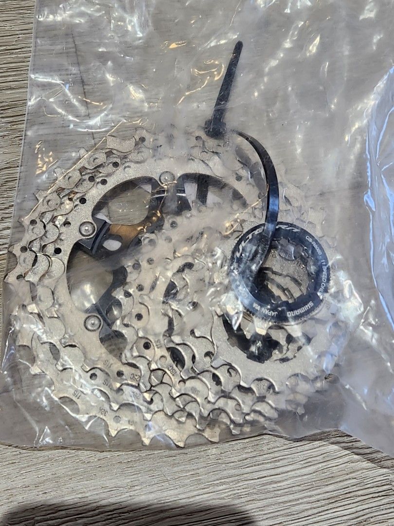 SHIMANO Ultegra R8000 Cassette, Sports Equipment, Bicycles & Parts ...