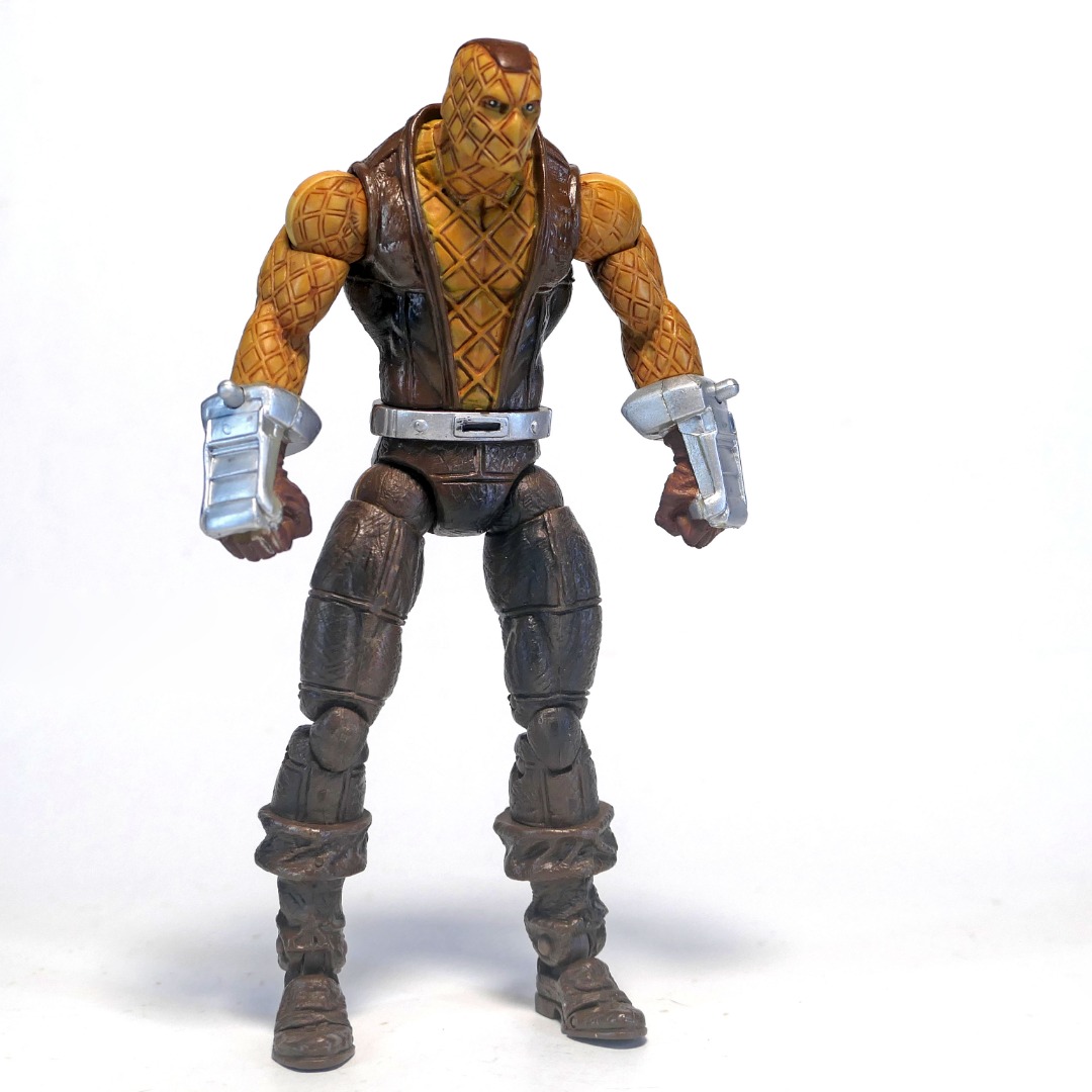 Shocker Marvel Legends Action Figure, Hobbies & Toys, Toys & Games on ...