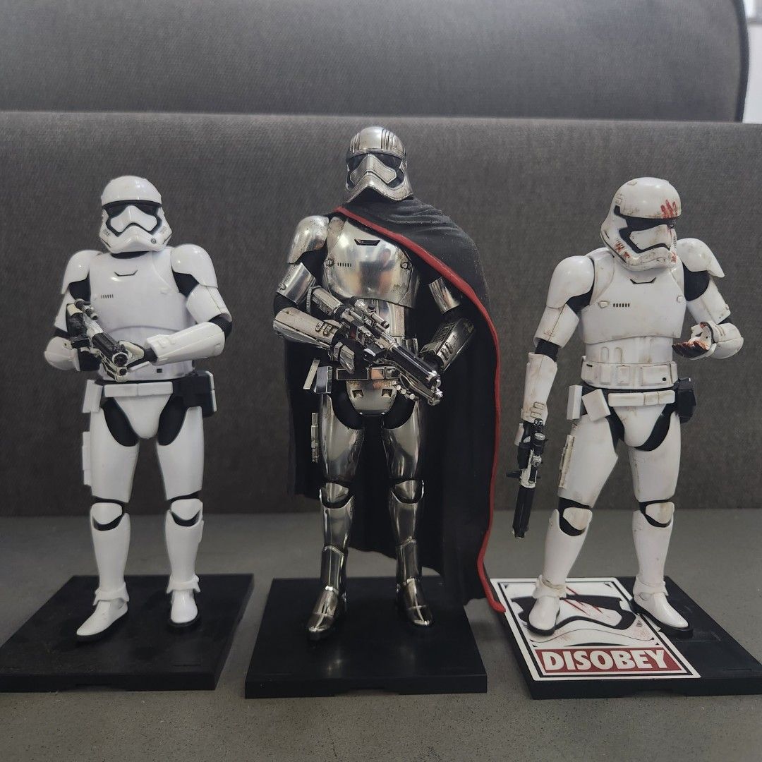 Star Wars Bandai First Order Stormtroopers and Captain Phasma, Hobbies ...