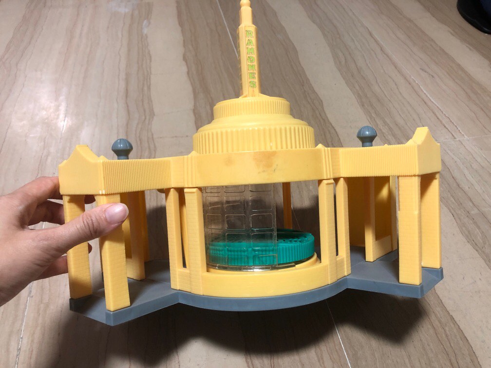 Toy Turnstile, Hobbies & Toys, Toys & Games on Carousell