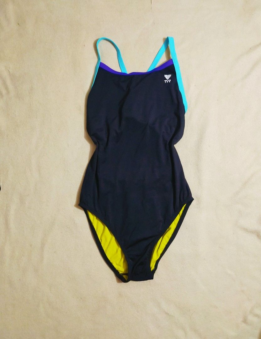 TYR SOLID BRITE ONE PIECE TRAINING SWIMSUIT on Carousell